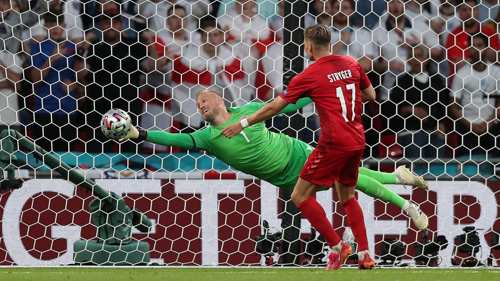 Recap: Euro 2020 semi-final: England 2-1 Denmark (AET)