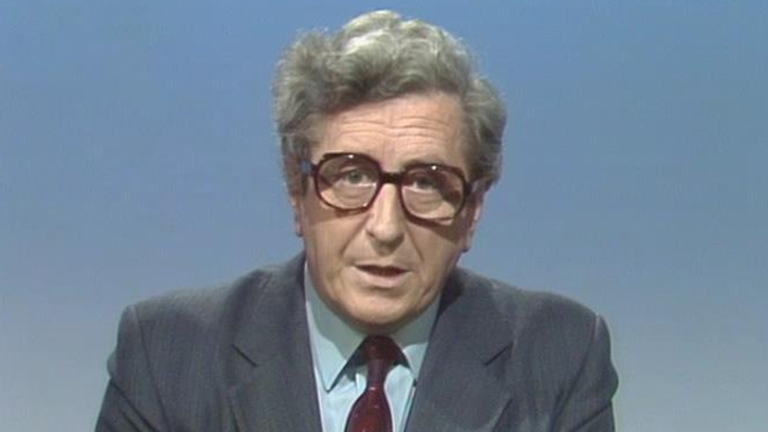 RTÉ Archives | Politics | Garret FitzGerald Television Address