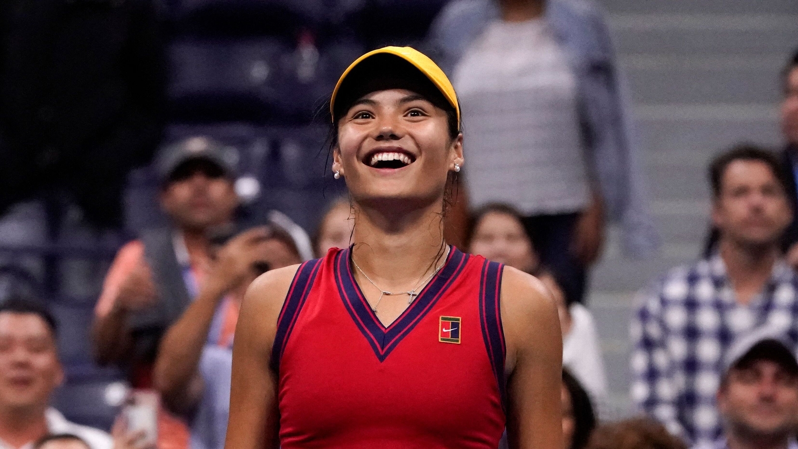 Raducanu and Fernandez into all-teenage US Open final