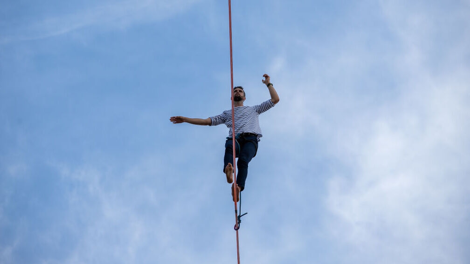 Daredevil takes hair-raising Seine tightrope walk