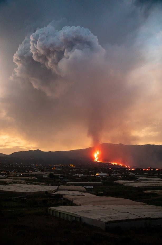 'Low risk' from toxic gas as Canaries lava enters sea