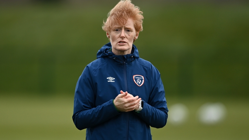 Ireland assistant boss Gleeson to take over at Glasgow