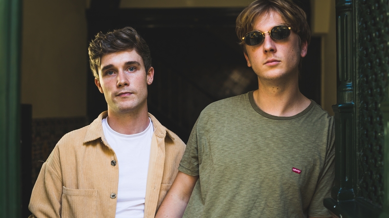 Behind the music - Ebben Phlö