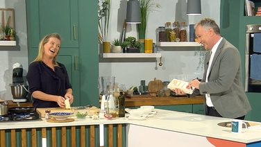 Video | Rachel Allen's carrot and harissa soup with za'atar croutons ...