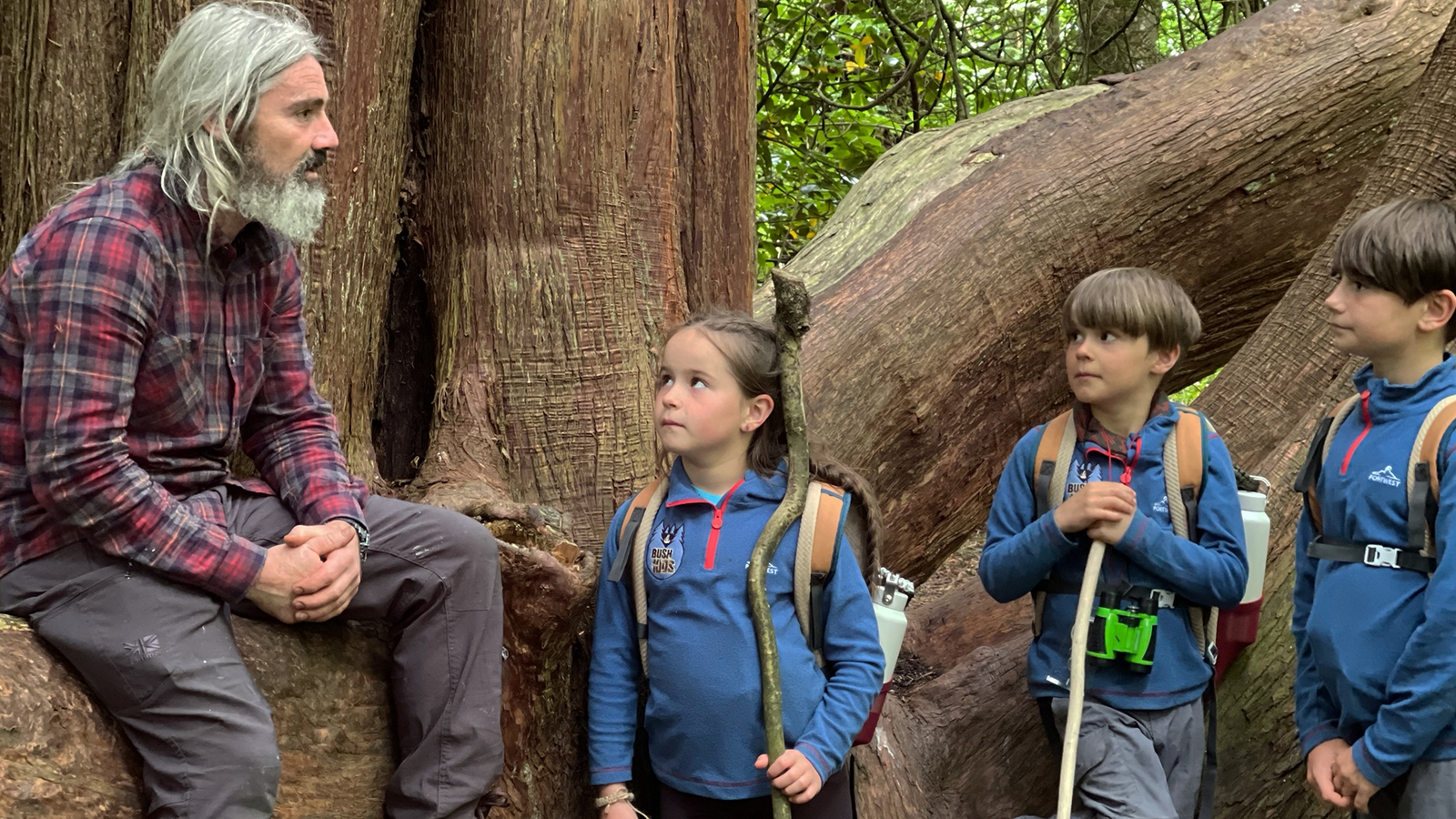 Bush Kids: Learn some bush craft with Tom Bán