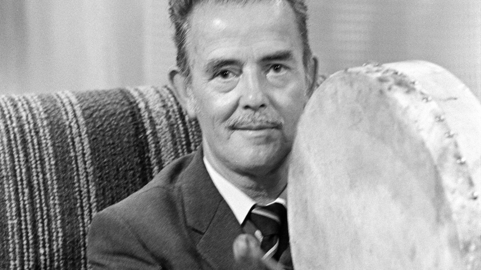 Documentary On One - bodhrán legend Peadar Mercier remembered