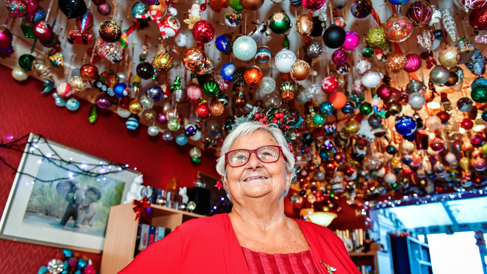 Woman's Christmas bauble collection breaks world record