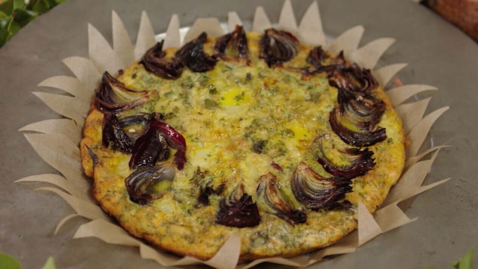 Rory's roast red onion, potato & thyme frittata