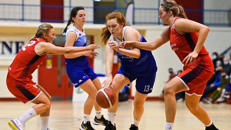 UCC Glanmire sink Brunell to make National Cup semis