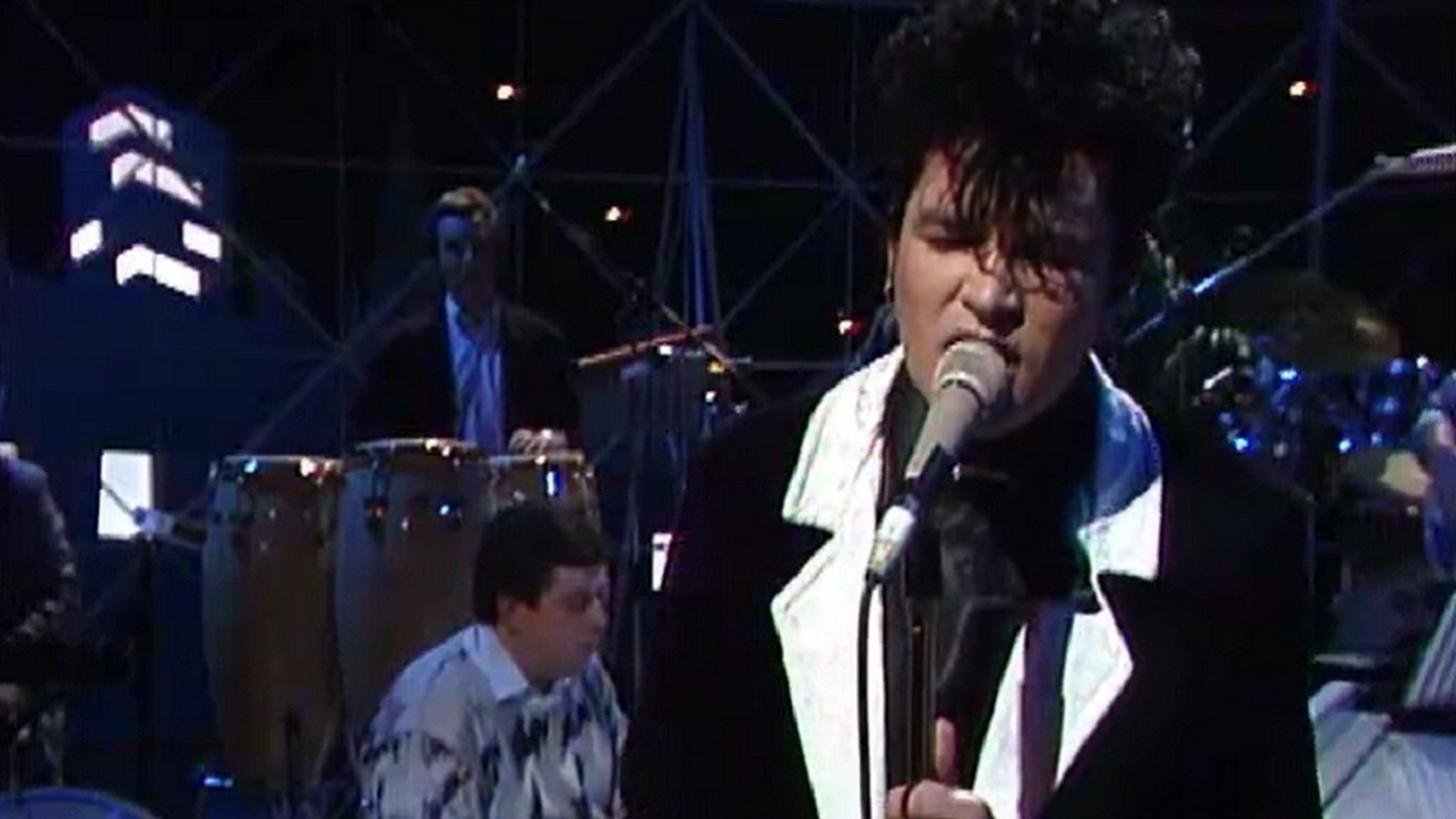 RTÉ Archives | Arts and Culture | Eamon Dunphy Talks To Gavin Friday