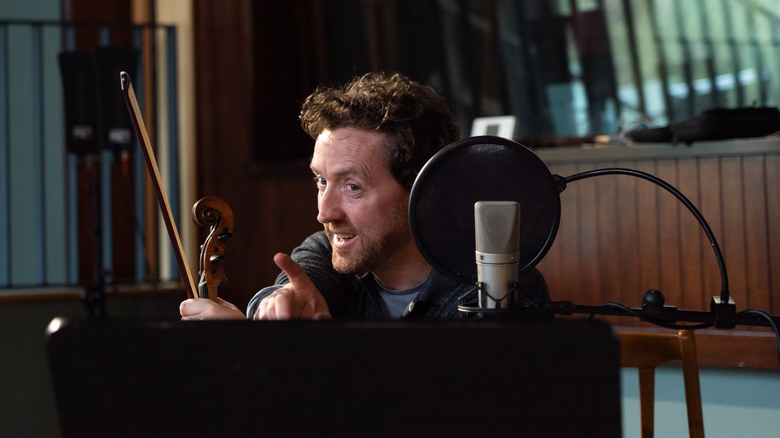 Colm Mac Con Iomaire ar Chuan an Cheoil anocht ar RTÉ RnaG