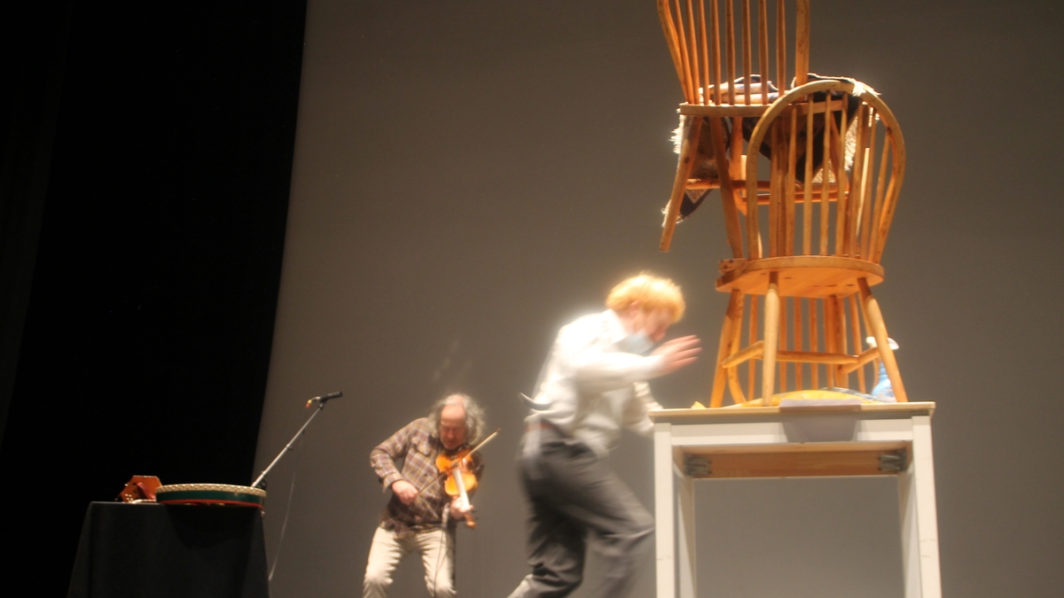 The Fine Art of Breathing | Culture File | Lorcan Murray's Classic ...