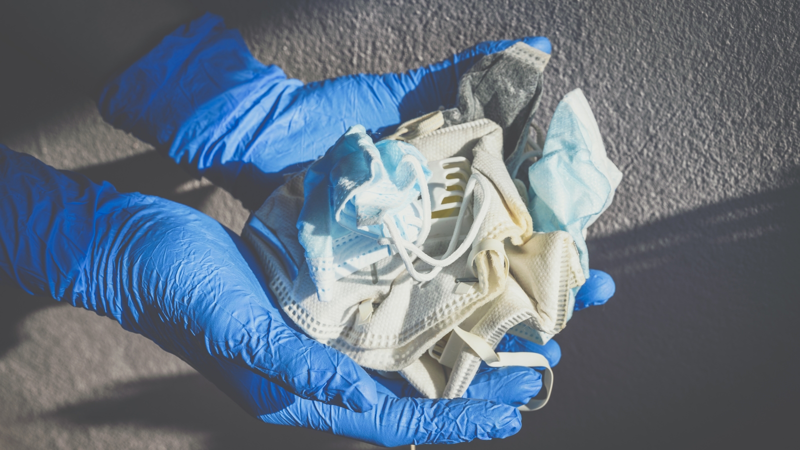 Healthcare systems struggling with pandemic waste - WHO