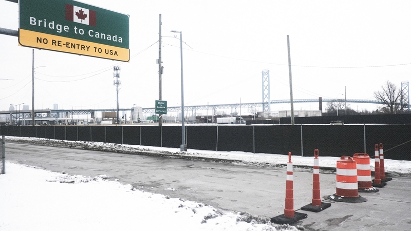 Canada border crossing blocked by protesting truckers