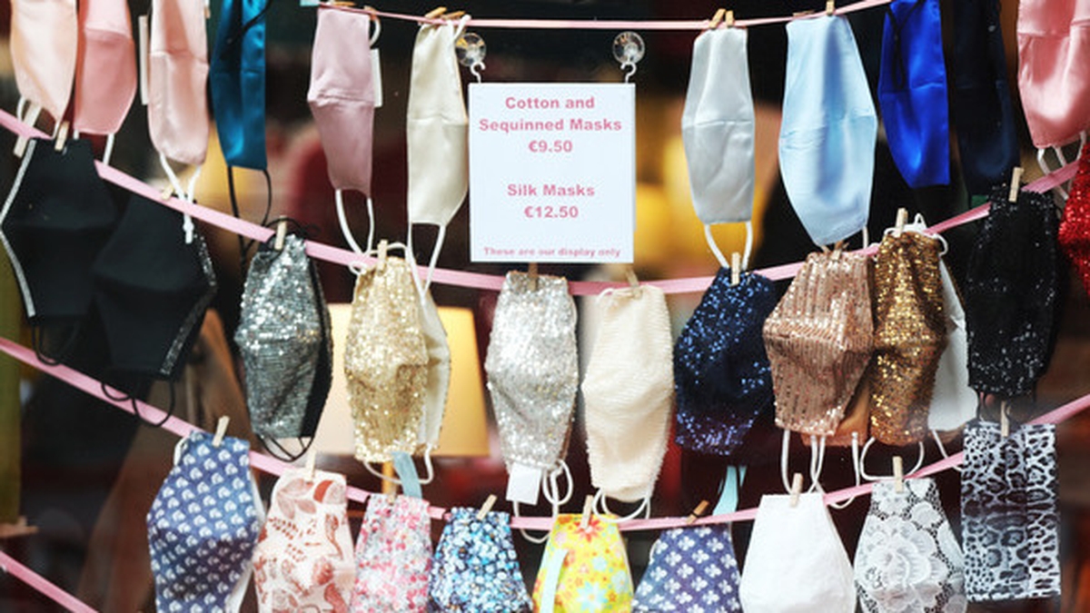 Mandatory mask wearing goes | Today with Claire Byrne - RTÉ Radio 1