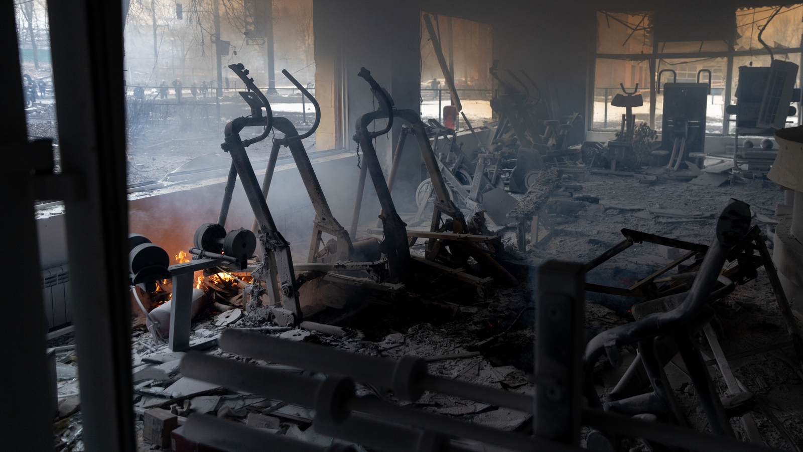 Ukraine and Russia agree on evacuation corridors