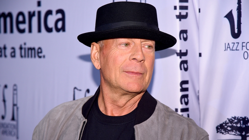 Bruce Willis visits Die Hard set 34 years later Bruce Willis visits Die Hard set 34 years later