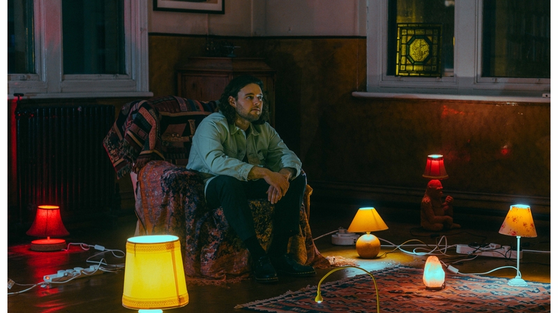 Behind the music - Jamie Beale