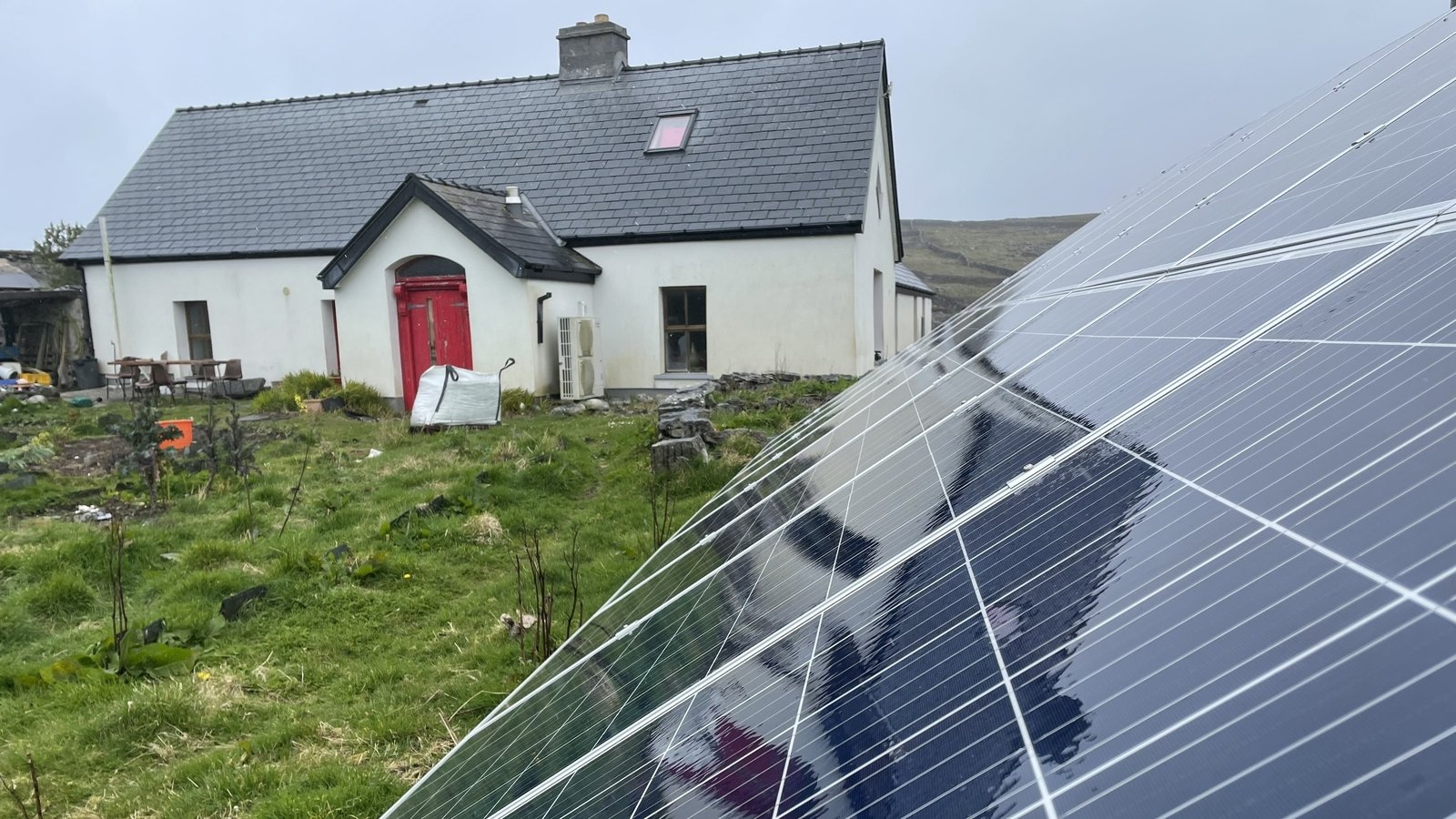 Islanders tackle energy costs by embracing renewables