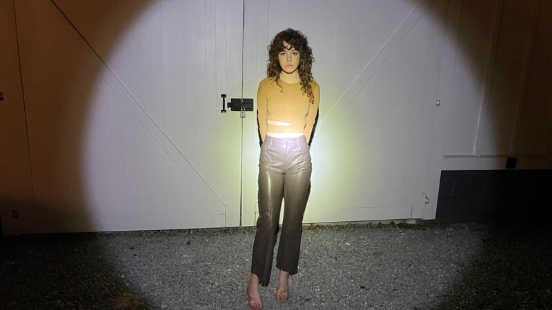 Behind the Music - girlhouse