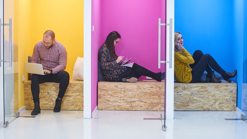 Do you share or hide what you know with your work colleagues?