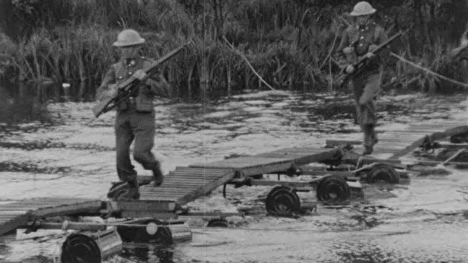 RTÉ Archives | War and Conflict | Military River Crossings
