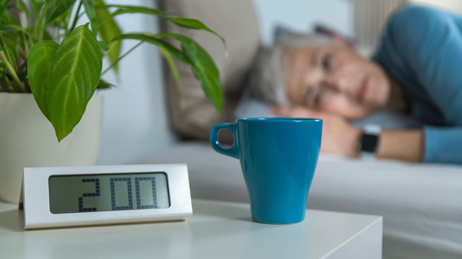 Here's how a sleep deficit in a heatwave affects your body & mind