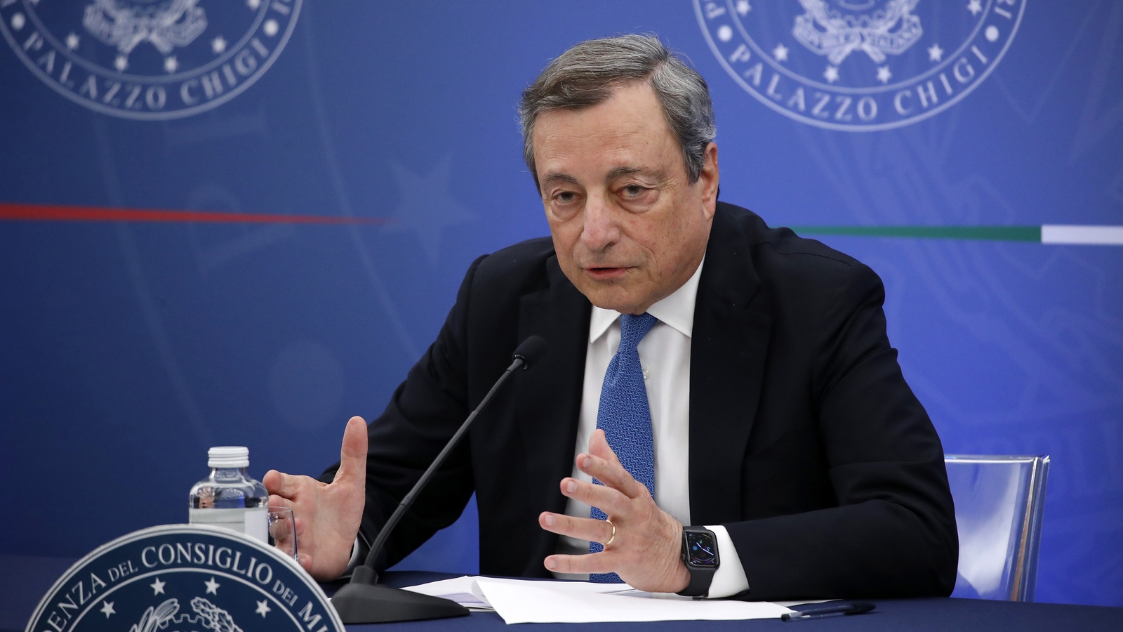 Draghi on last legs as bid to save govt suffers blow