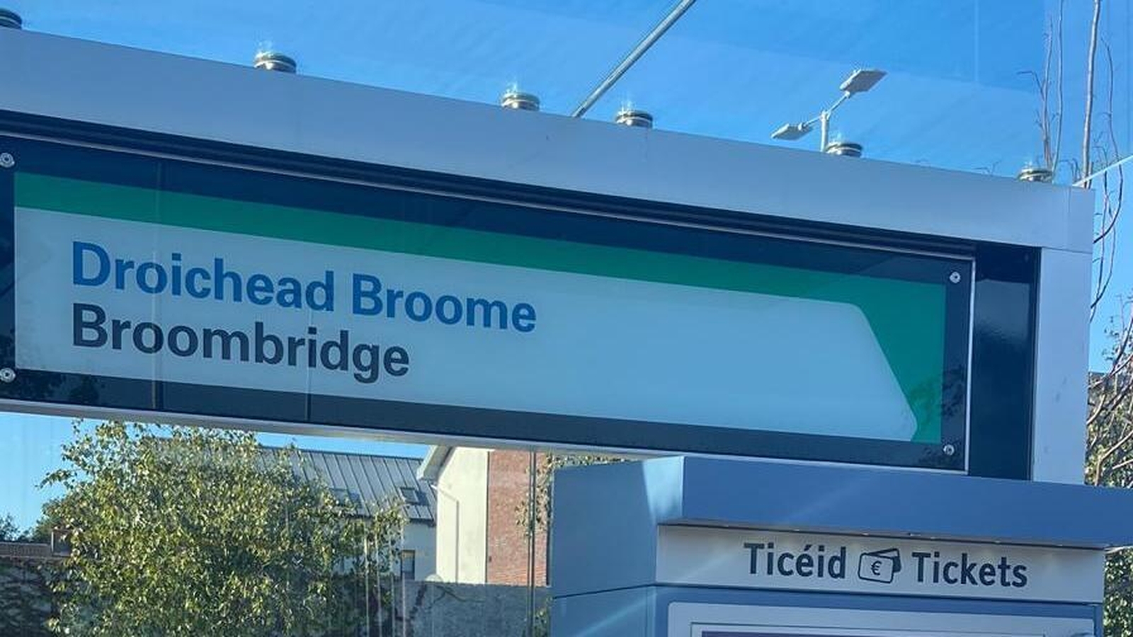 Man dies after being struck by Luas tram