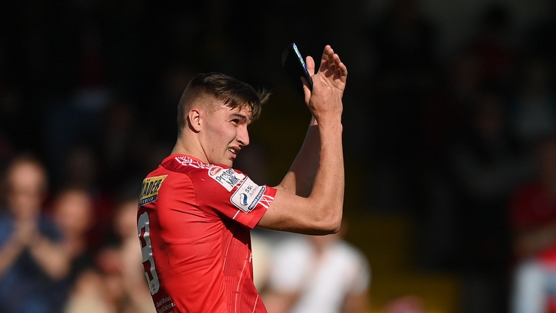 Two-goal hero Boyd signs new Shelbourne deal