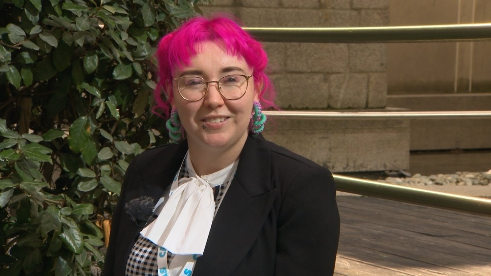 Cancer patient has 'to fight for every small treatment'