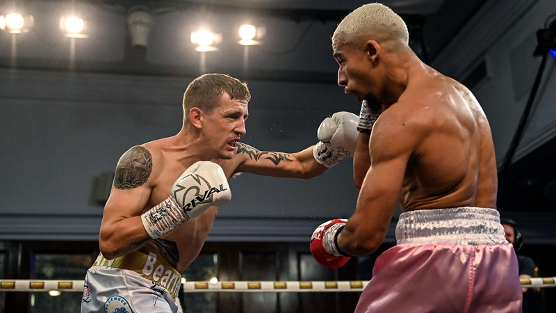 Donovan comes through battle to take European title