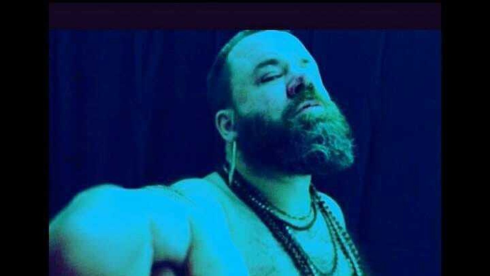 Behind the music - Mik Pyro