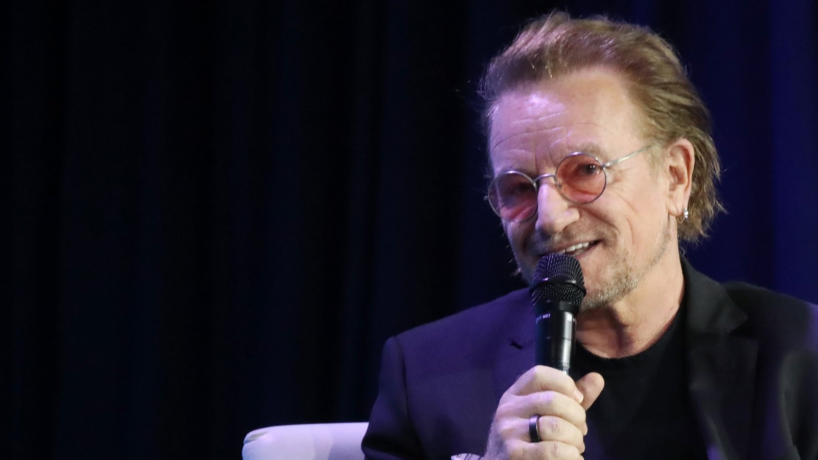 Bono announces Dublin date on his book tour