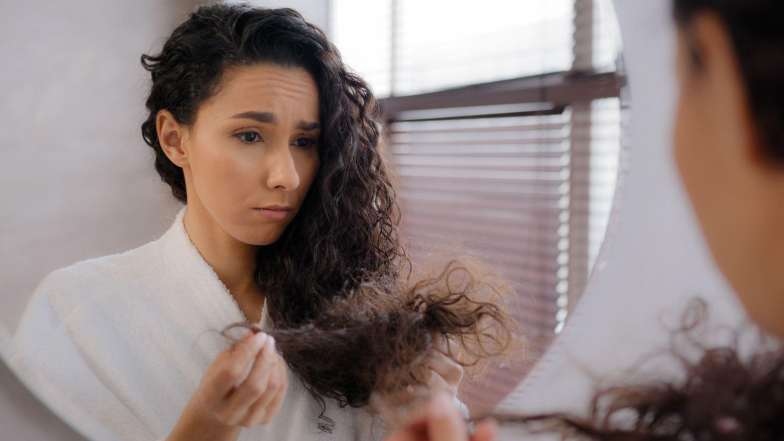 6 ways to make weak or damaged hair stronger