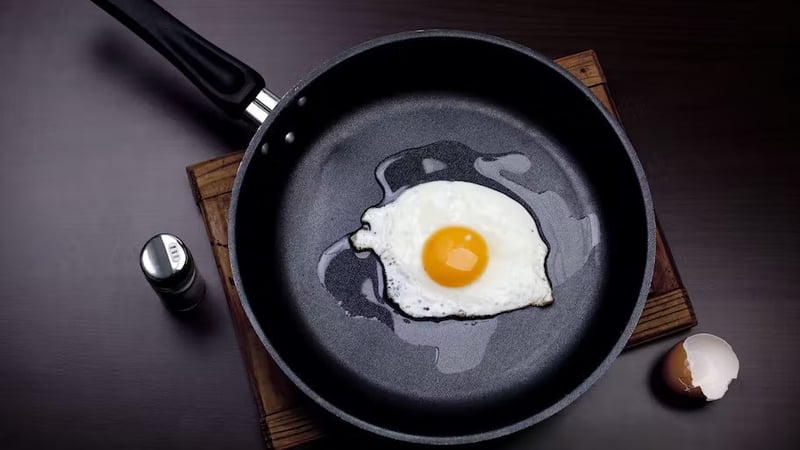 Does your non-stick frying pan contain risky 'forever chemicals'?