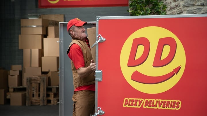 Dizzy Deliveries S01E08 - The Theatre - RTÉ Player