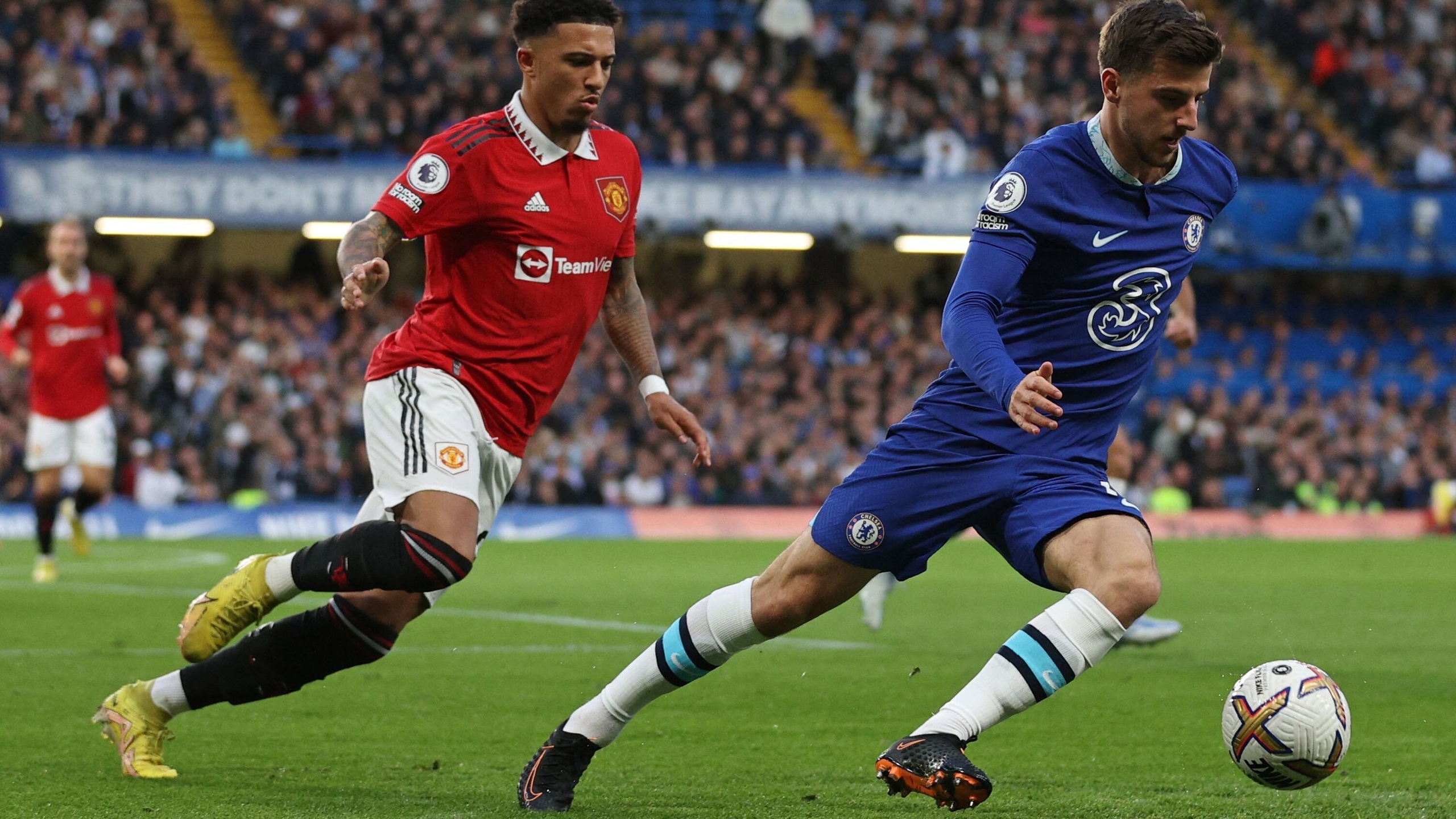 Premier League: Chelsea 1-1 Manchester United recap