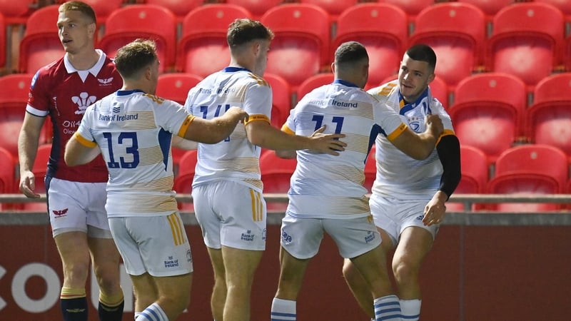 Leinster seven from seven after sweeping past Scarlets
