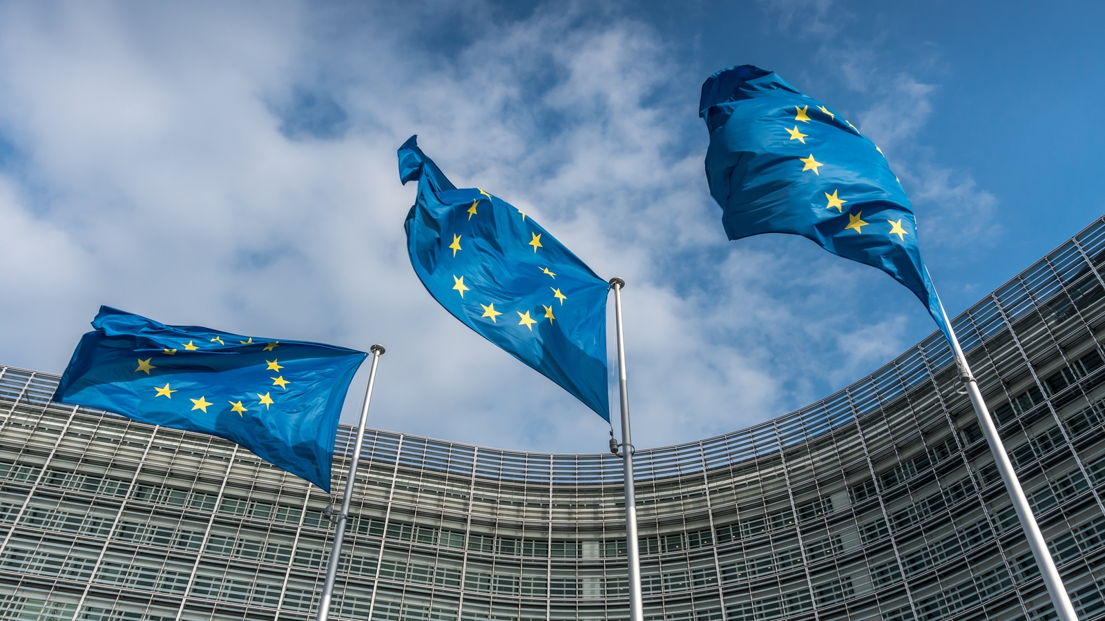 EU seals new US data transfer pact but challenge ahead