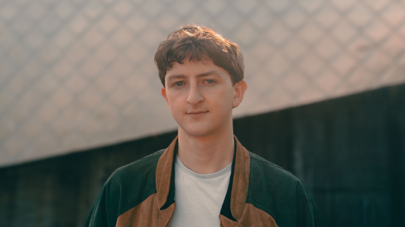 Behind the music - George Houston