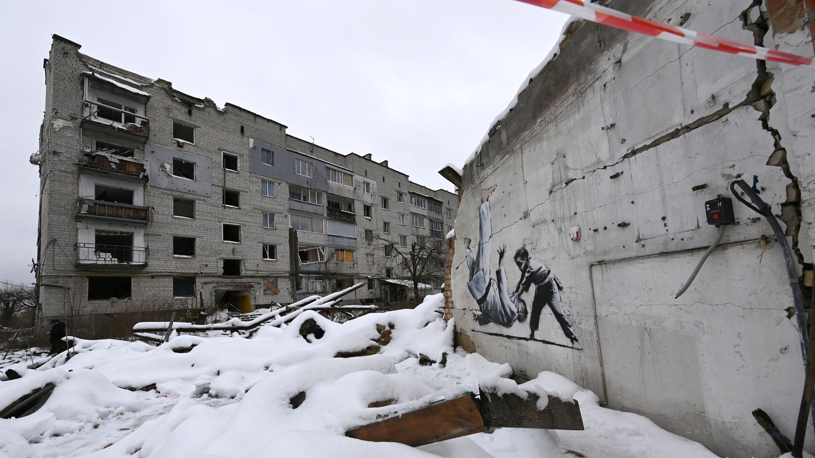 Life on the front line in Ukraine