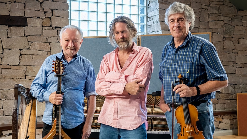 Paddy Glackin agus Dónal Lunny ar Chuan an Cheoil