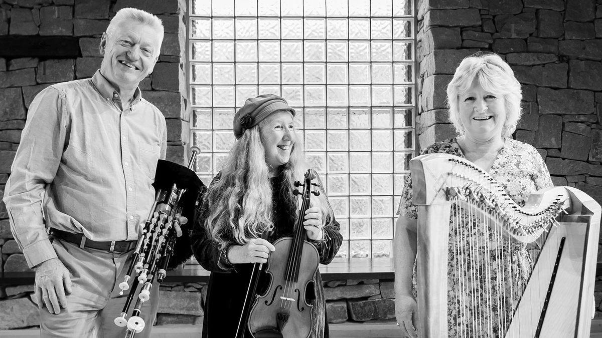 Cosán na Naomh - RTÉ Raidió na Gaeltachta