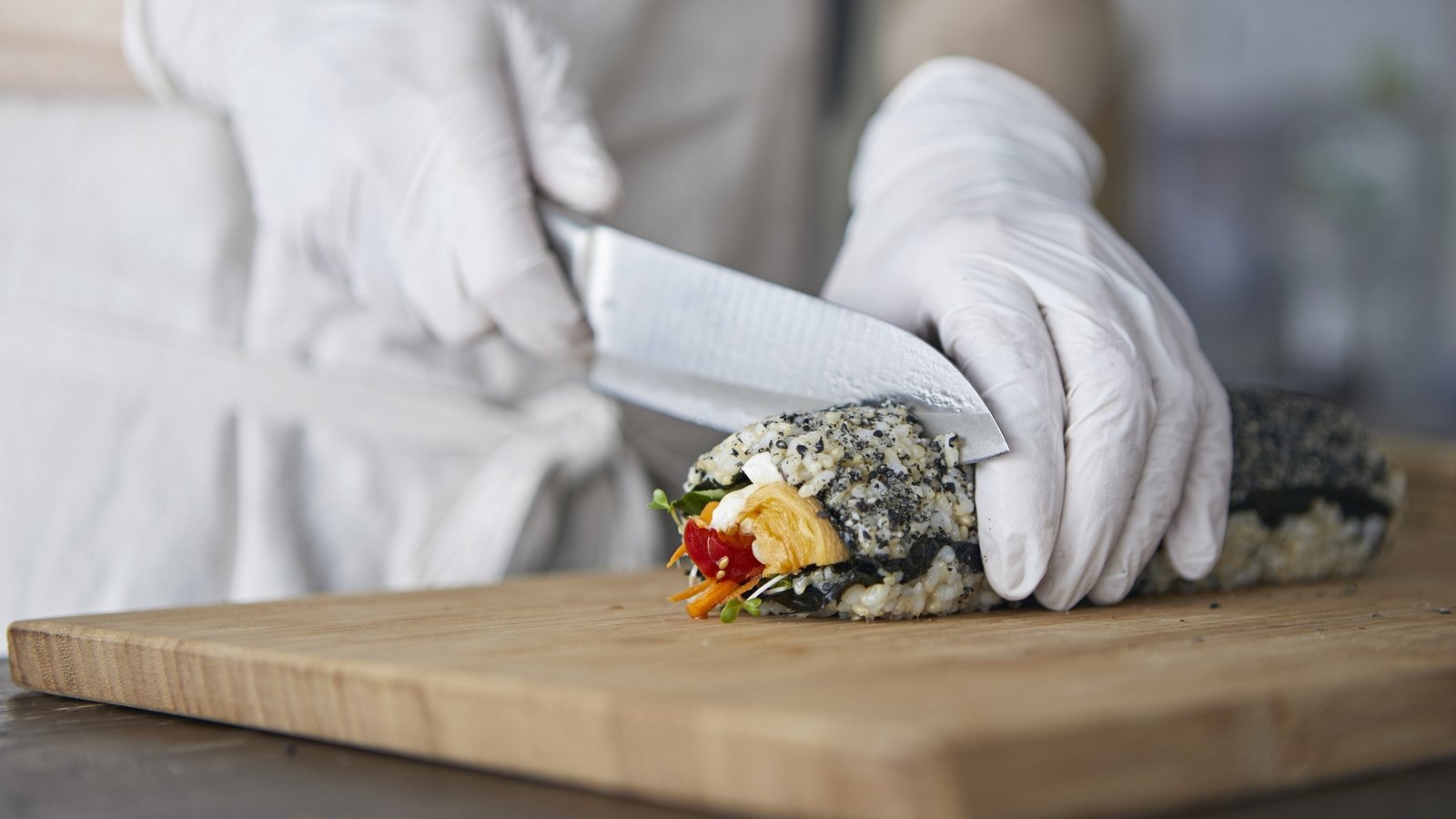 Pandemic cooking boom sharpens Japan knife sales