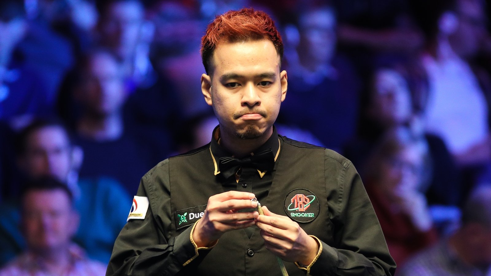 Saengkham continues run as Williams dispatched