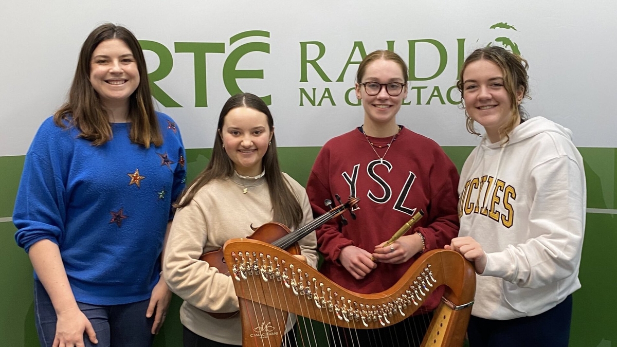 Ceol beo le Ollscoil Uladh | Bladhaire - RTÉ Raidió na Gaeltachta