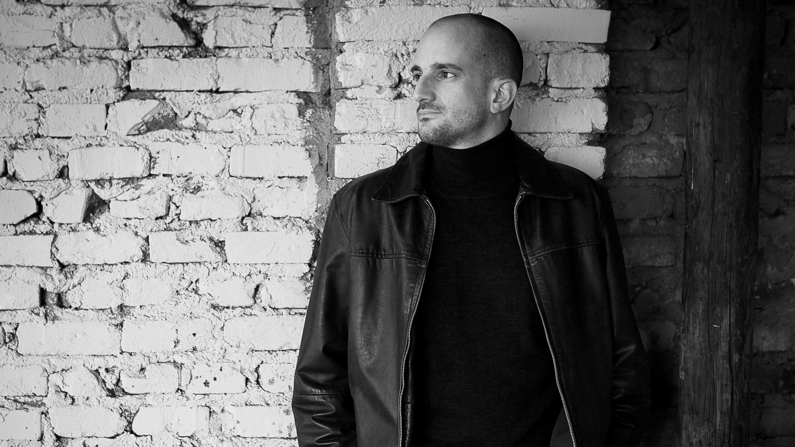 Behind the music - Matt Springfield