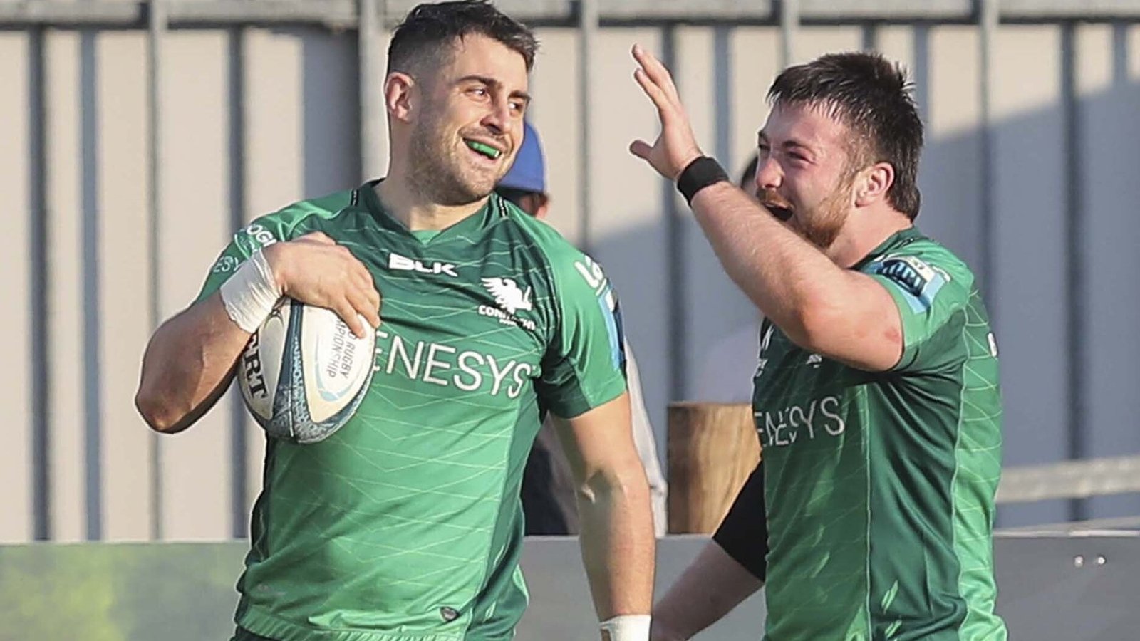 O'Halloran set for 15th year with Connacht