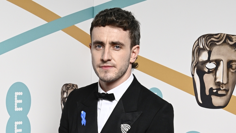 Líofa and loving it: Mescal uses his Gaeilge at the BAFTAs